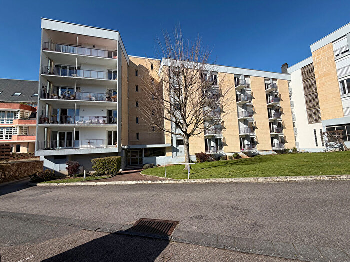 Appartement à vendre - Évreux, Centre-ville - 5 pièces - 4 chambres