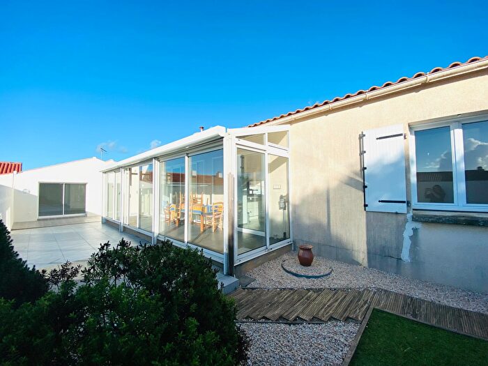 Maison à vendre - Bretignolles-sur-Mer - 6 pièces - 4 chambres