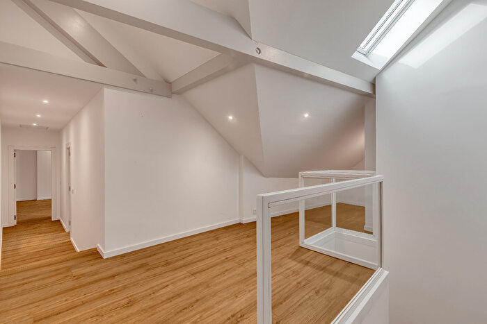 Appartement à vendre - Annecy, Centre-ville, Vieille ville, Marquisats - 3 pièces - 2 chambres