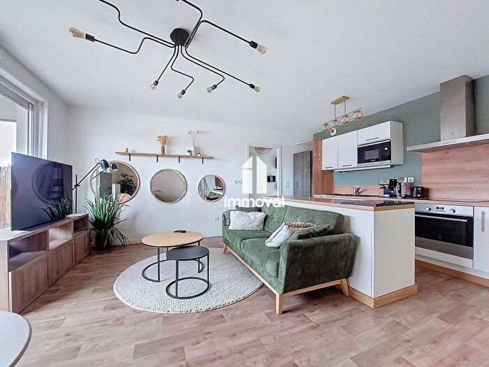 Appartement à louer - Koenigshoffen Est, Strasbourg - 3 pièces - 2 chambres