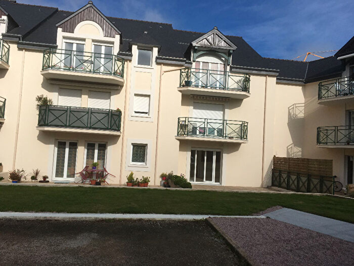 Appartement à louer - Plancoët - 4 pièces - 3 chambres
