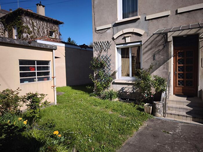 Saint-Chamond, Centre-ville, Saint-Ennemond, Chavanne - Maison 5 pièces à vendre