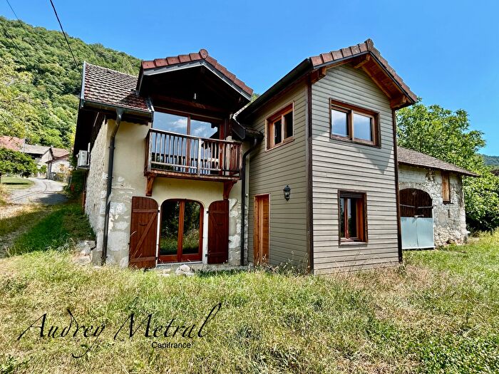 Maison 3 pièces à Serrières-en-Chautagne, à vendre