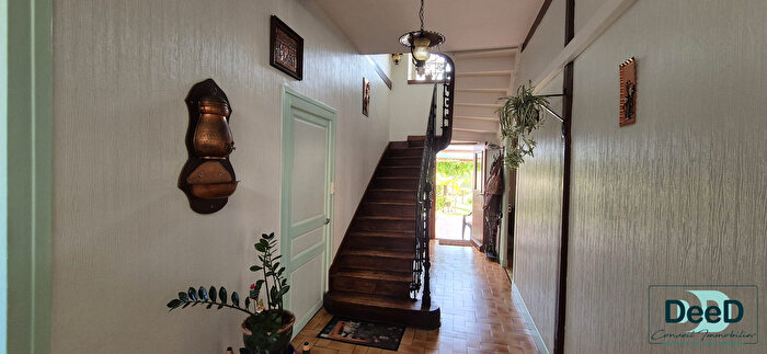 Maison à vendre - Mézin - 7 pièces - 4 chambres