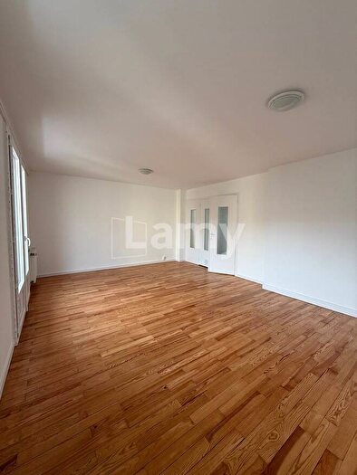 Appartement à louer - Le Roule, La Mulatière - 4 pièces - 2 chambres