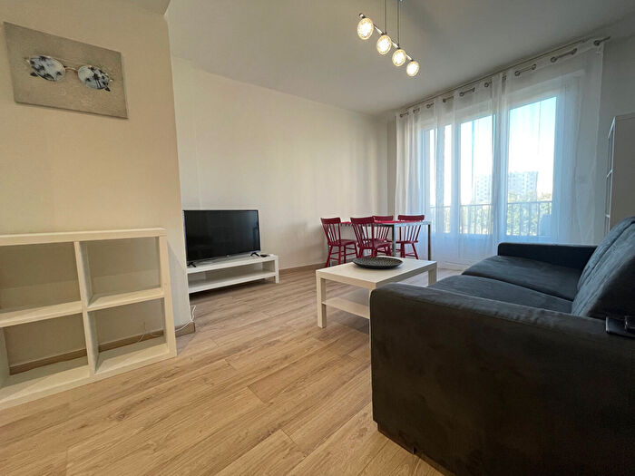 Marseille 5ème, Saint-Pierre : Appartement 4 pièces à louer