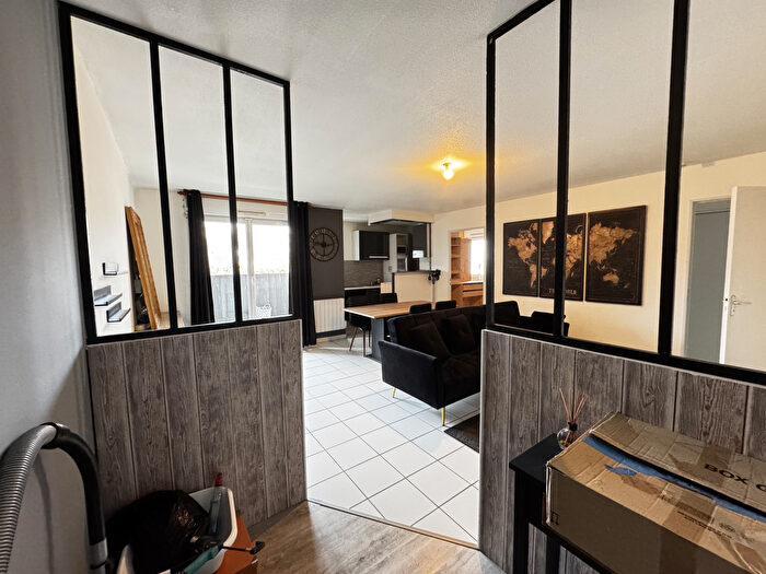Allonnes : Appartement 2 pièces à louer