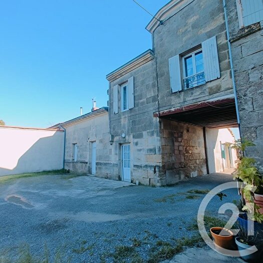 Maison à vendre - Prignac-et-Marcamps - 5 pièces - 3 chambres