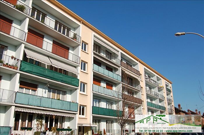 Appartement 3 pièces à vendre à Juvisy-sur-Orge, Centre-ville, Entrevoies, Seine