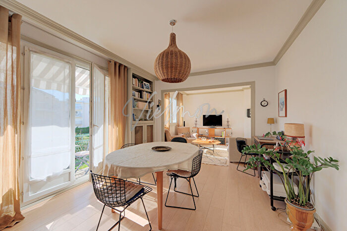 Appartement à vendre - Garches, Gare - 5 pièces - 3 chambres