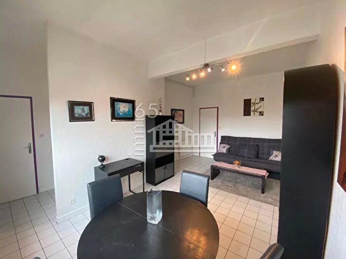 Appartement 1 pièce à louer - Tarbes, Vugnemale, Martinet