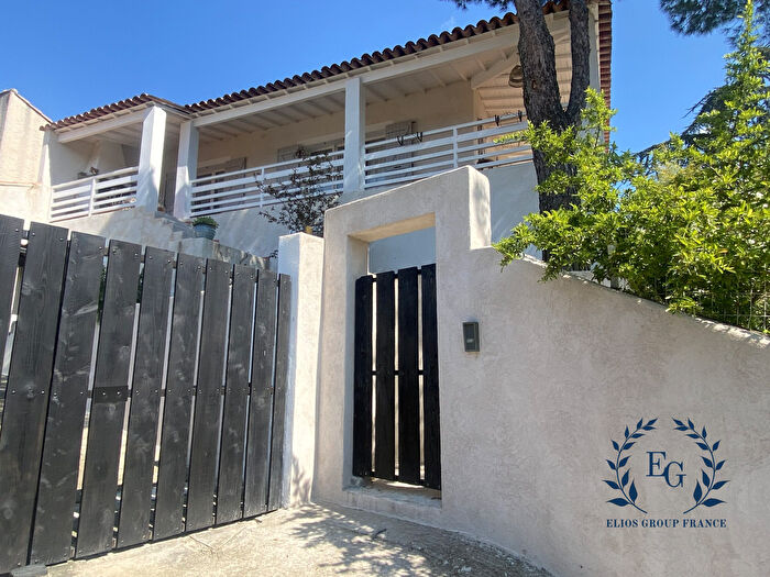 Maison 5 pièces à Bezouce, à vendre