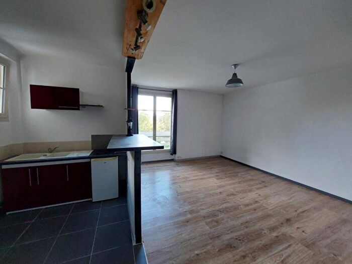 Appartement 1 pièce à louer à Rouxmesnil-Bouteilles
