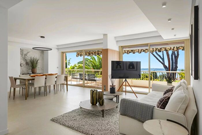 Appartement 5 pièces à vendre - Cannes, Californie Pezou