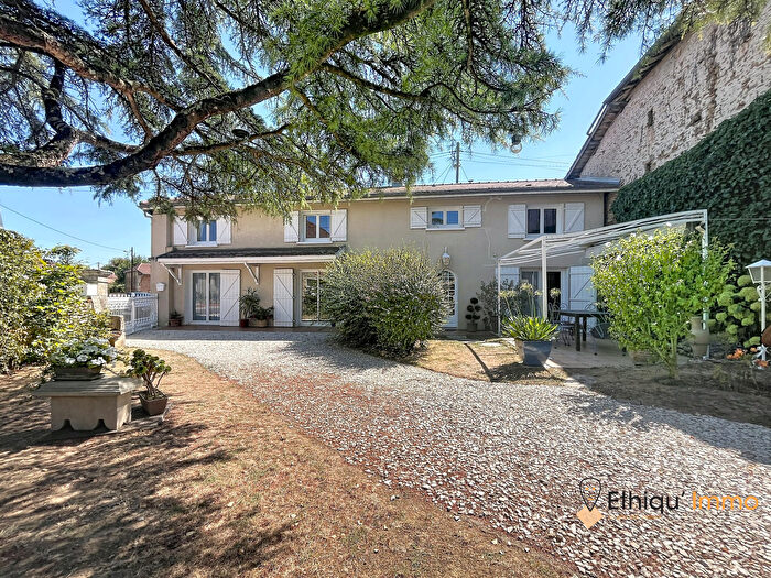 Maison 5 pièces à vendre à Nully