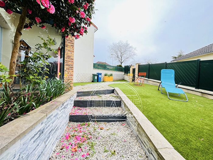 Maison à vendre - Isle - 6 pièces - 4 chambres