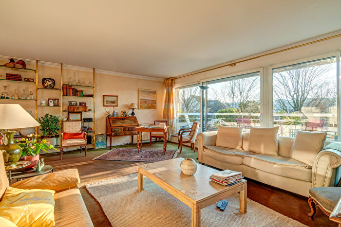 Maison à vendre - Saint-Germain-en-Laye - 7 pièces - 4 chambres