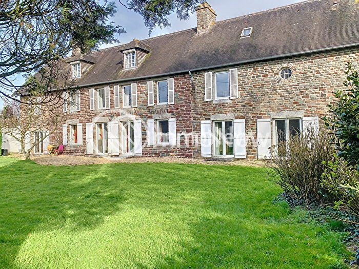 Maison à vendre - Saint-Sauveur-la-Pommeraye - 10 pièces - 6 chambres