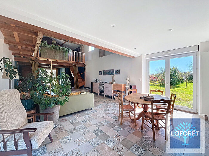 Maison à vendre - Civrac-de-Blaye - 6 pièces - 4 chambres