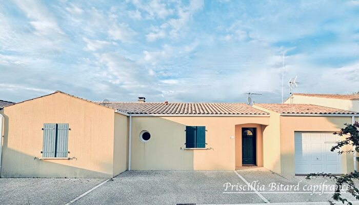 Maison à vendre - Saint-Médard-dAunis - 4 pièces - 3 chambres