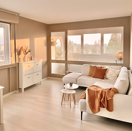 Appartement à louer - Ferney-Voltaire - 3 pièces - 2 chambres