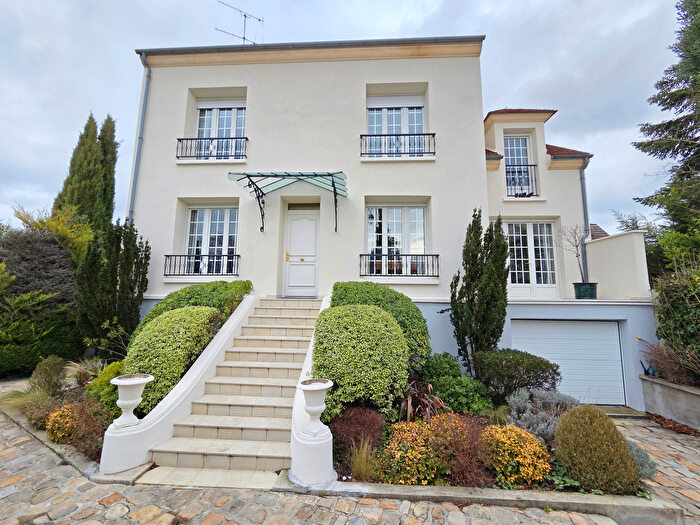 Maison à vendre - Le Plessis-Trévise, Val Roger - 6 pièces - 4 chambres