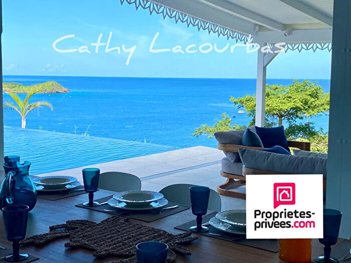 Maison à vendre - Bouillante - 7 pièces - 5 chambres