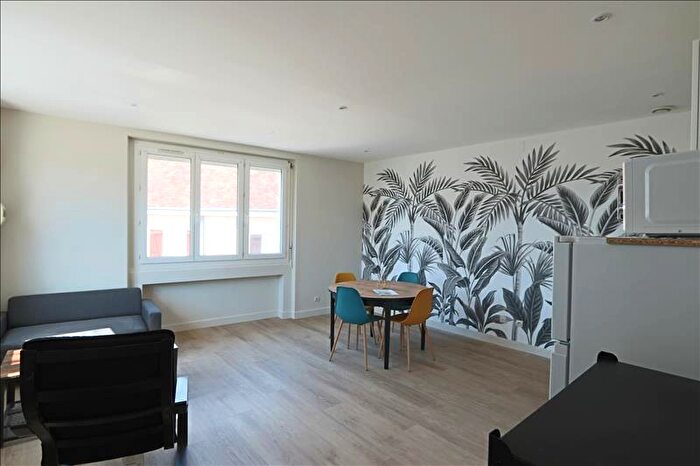 Maison à louer - Allonnes - 2 pièces - 1 chambre