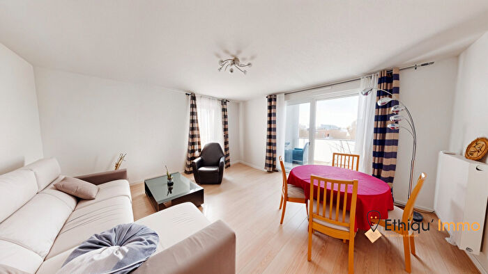 Appartement à vendre - Strasbourg, Meinau, Plaine des Bouchers, Hohwarth - 3 pièces - 2 chambres