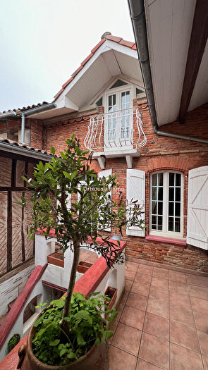 Maison à vendre - LIsle-Jourdain - 5 pièces - 4 chambres