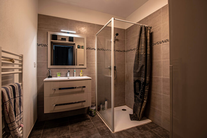 Appartement à vendre - Beauvais, Voisinlieu - 3 pièces - 2 chambres