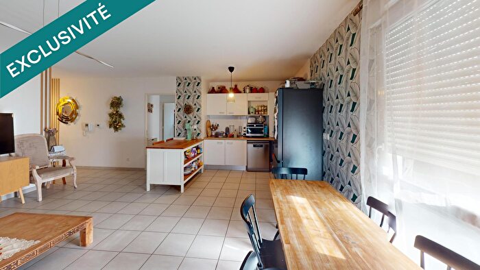 Appartement à vendre - Décines-Charpieu, La Soie Montaberlet - 4 pièces - 3 chambres