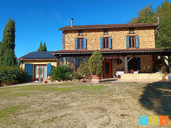 Maison à vendre - Saint-Marcet - 10 pièces - 8 chambres