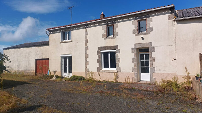 Maison à vendre - Mauléon - 6 pièces - 5 chambres