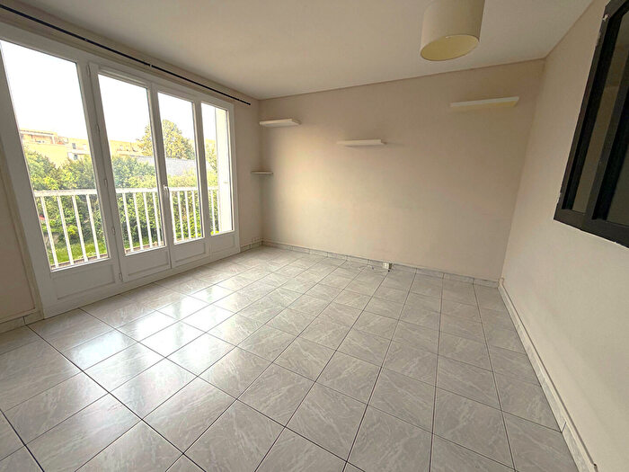 Appartement 1 pièce à vendre - Livry-Gargan, Centre-ville