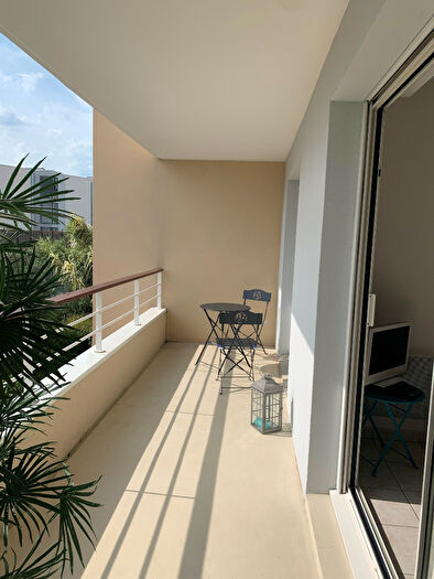 Appartement 2 pièces à La Rochelle, Port Neuf, à louer