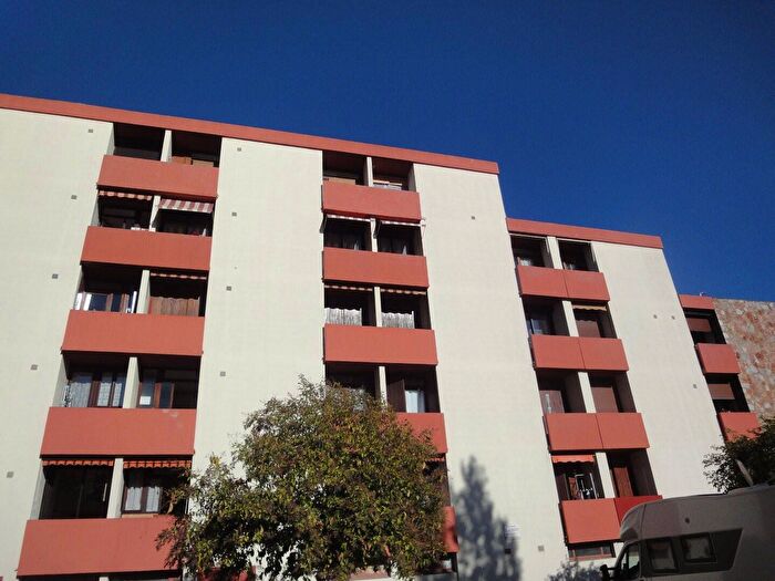 Appartement à louer - Ancien Hôpital, Béziers - 3 pièces - 2 chambres
