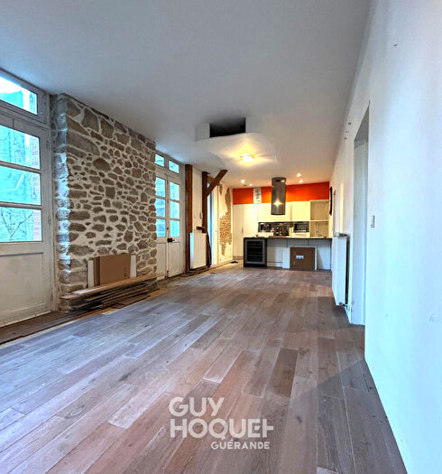 Appartement à vendre - Guérande, Centre-ville, Faubourgs - 4 pièces - 3 chambres
