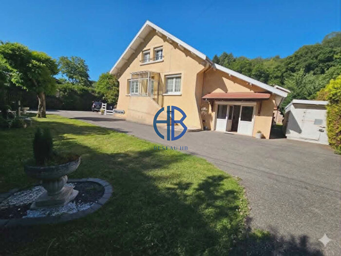 Maison 5 pièces à Maubec, à vendre