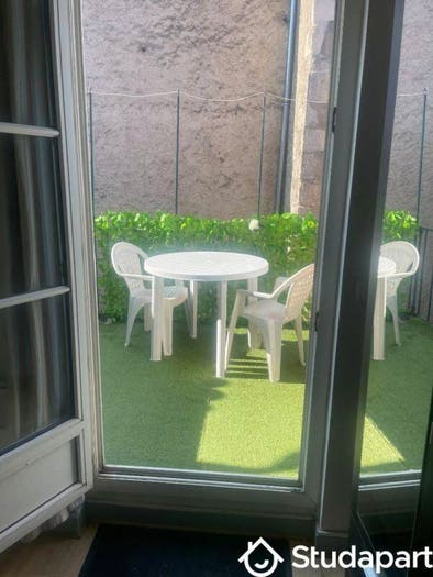 Trois Quartiers-Centre Ville, Poitiers : Appartement 1 pièce à louer