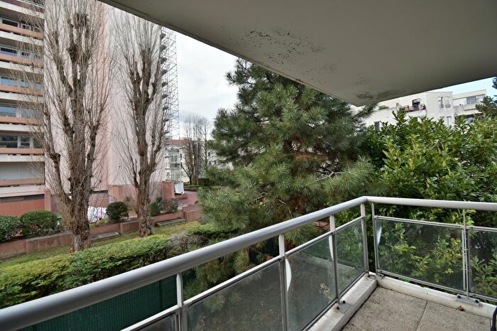 Appartement à vendre - Villeurbanne, Gratte Ciel - 4 pièces - 2 chambres