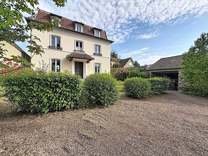 Arnouville-lès-Mantes : Maison 6 pièces à vendre