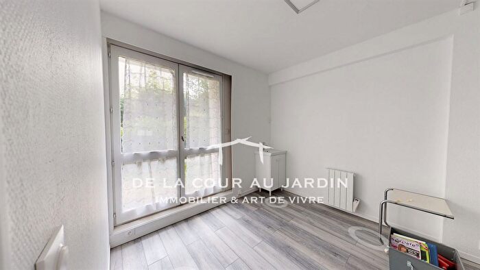 Montigny-le-Bretonneux, Les Prés : Appartement 5 pièces à vendre