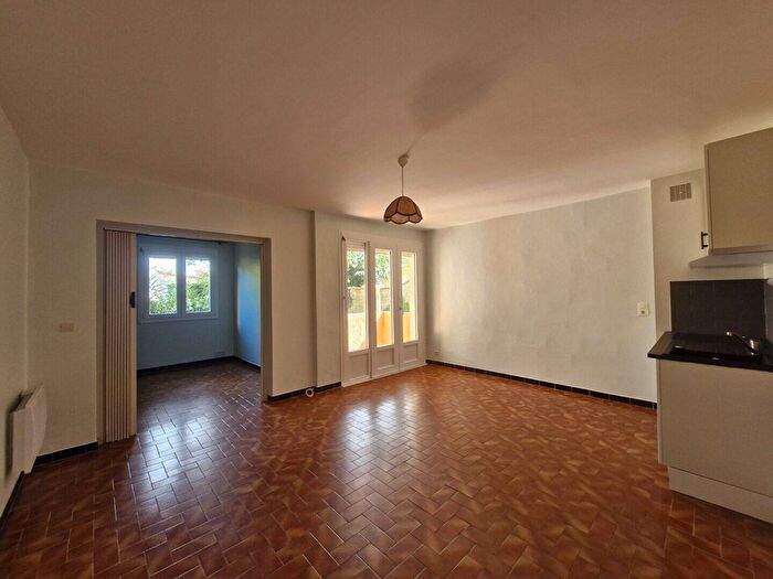 Appartement à louer - Peripherie, Port la Nouvelle - 2 pièces - 1 chambre