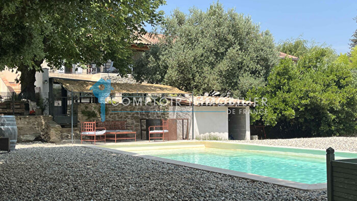 Maison à vendre - Suze-la-Rousse - 9 pièces - 6 chambres