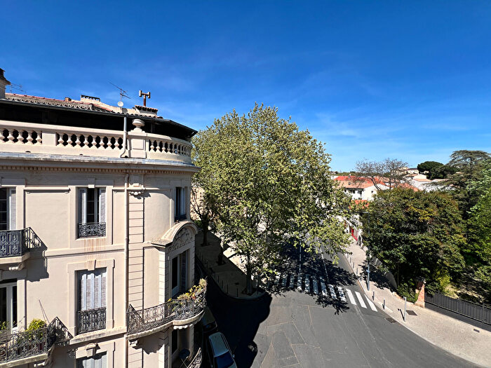 Appartement à vendre - Béziers, Champ de Mars - 3 pièces - 2 chambres