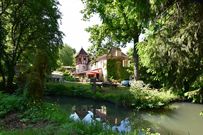 Maison à vendre - Gramat - 10 pièces - 1 chambre