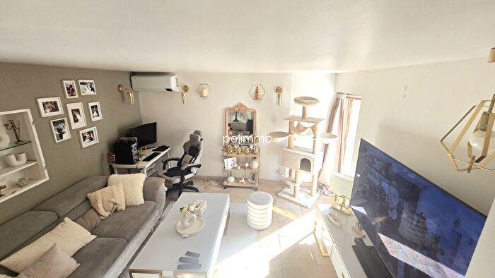 Maison 3 pièces à vendre à Aureille