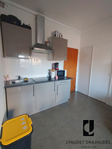 Appartement à vendre - Roanne, Centre-ville, Varenne - 1 pièce - 1 chambre