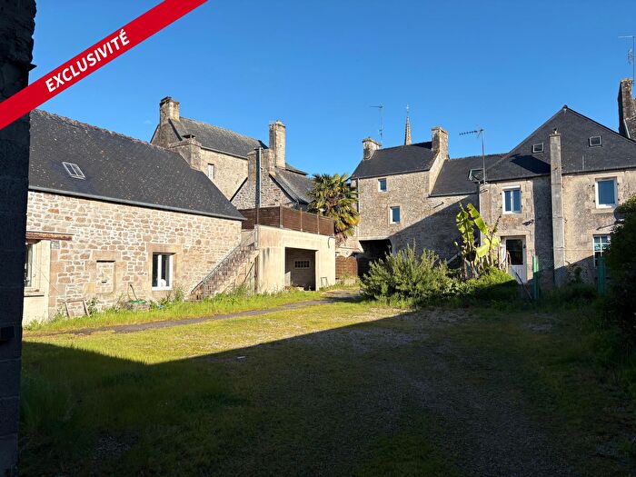 Maison 18 pièces à vendre - Guerlesquin